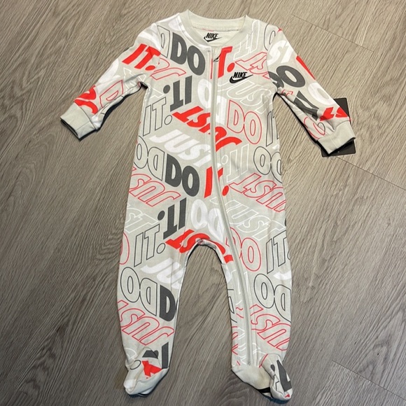 Nike | One Pieces | Nwt Nike Onesie Size 6 Mos | Poshmark